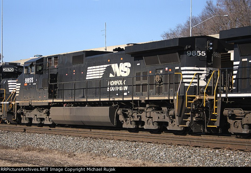 NS 9855